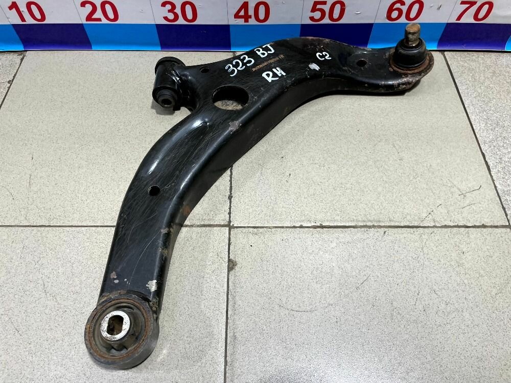 Рычаг передний нижний правый Mazda 323 BJ PS50161R