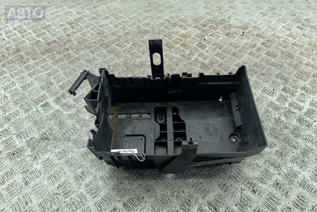 Кожух аккумулятора (короб АКБ) Opel Astra J (2009-2015)