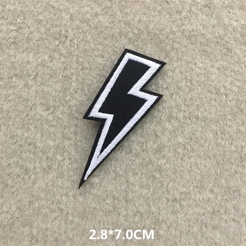 Черно-белые вышитые нашивки с крестом и призраком PK-0099