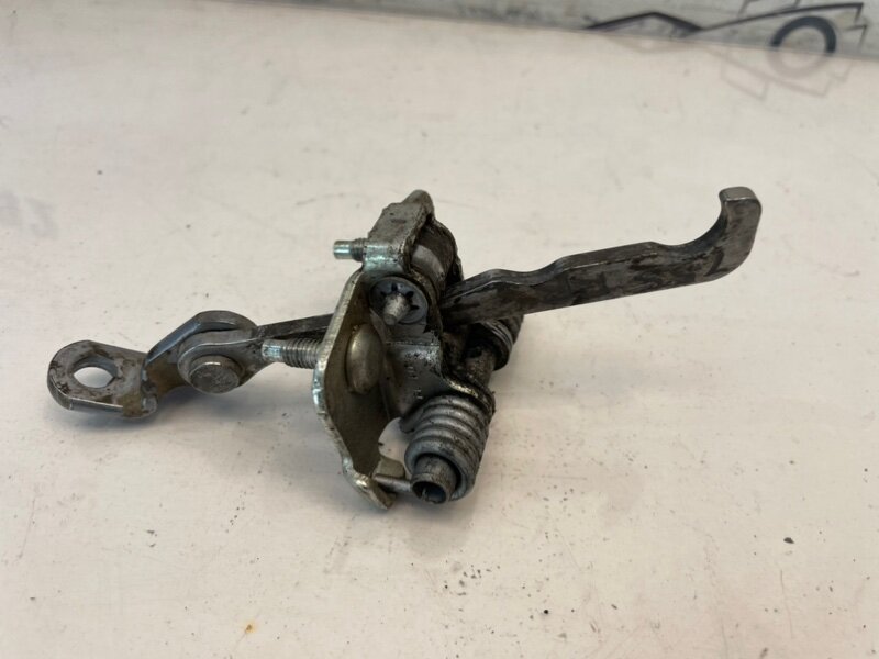 Б/У ограничитель двери Renault Duster 2014 HSM F4RA400 Задн. Прав. 46650 RENAULT арт. 804305879R