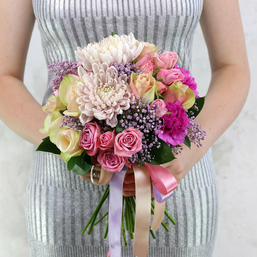 Букет Букет Маркет "Розы, Гипсофилы, Гвоздики, Рускус", ассорти, S, на стеблях