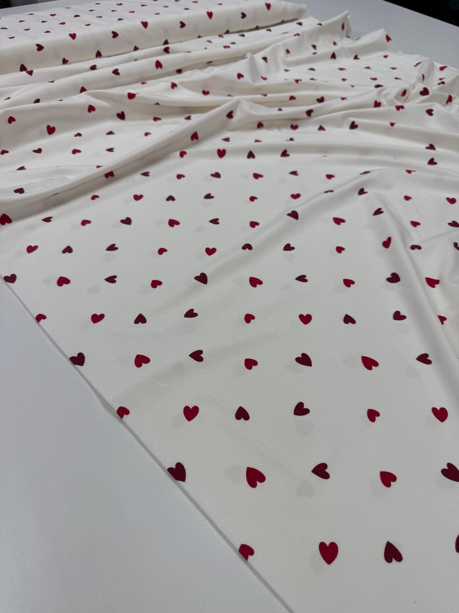 Ткань трикотажная Кулирная гладь, хлопок 95%, эластан 5%, Турция, цвет белый, плотность 170 г.