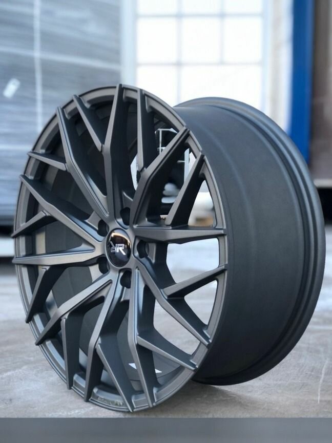 Диски автомобильные RR CSS3347 19*8,5 5*114,3 ET40 67,1 MK/M