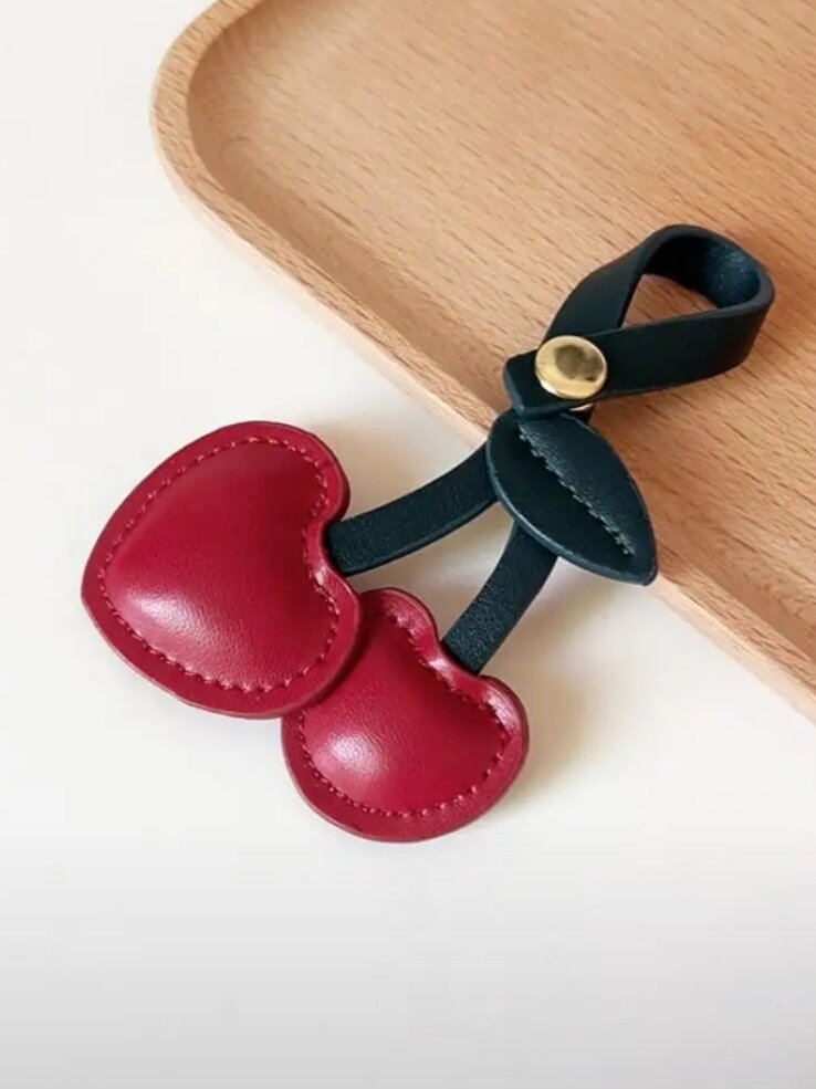 Украшение на сумку