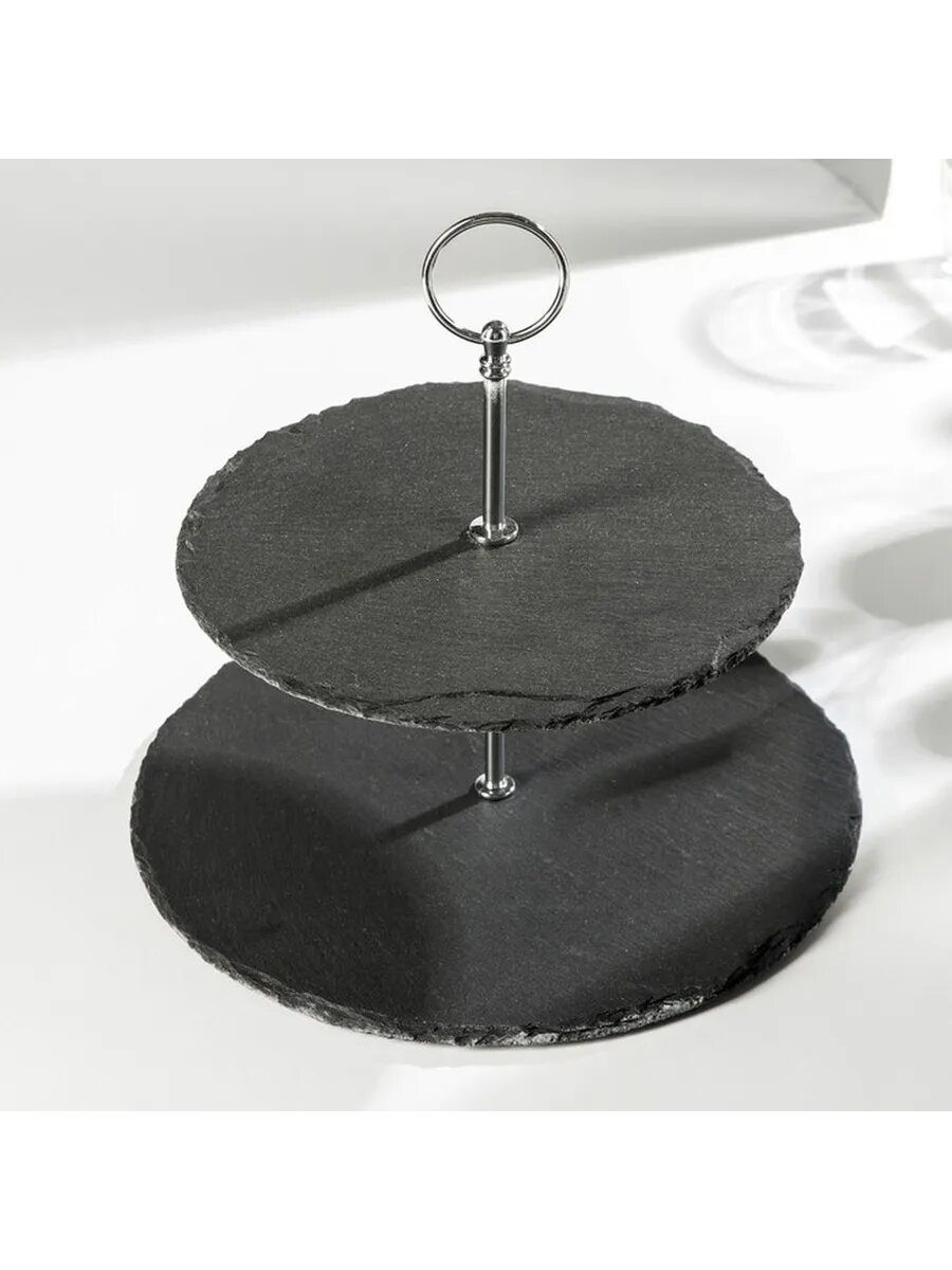 Элегантное двухъярусное блюдо из камня