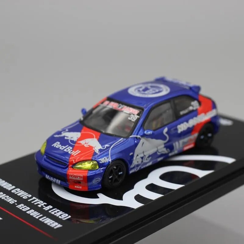 INNO 1:64 Honda Civic 6 EK9 Type-R No good Racing Red Bull Livery Легковая модель автомобиля