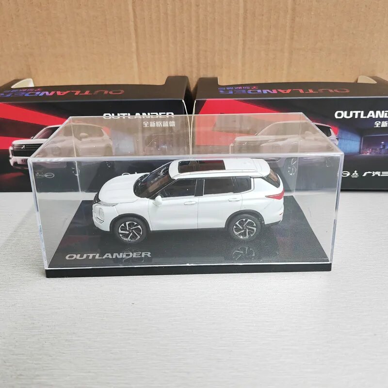 1/43 Mitsubishi Outlander SUV, модель автомобиля из сплава, литье под давлением, металлические внедорожники, модель автомобиля, имитация миниатюрных весов, подарки для детей, Белый