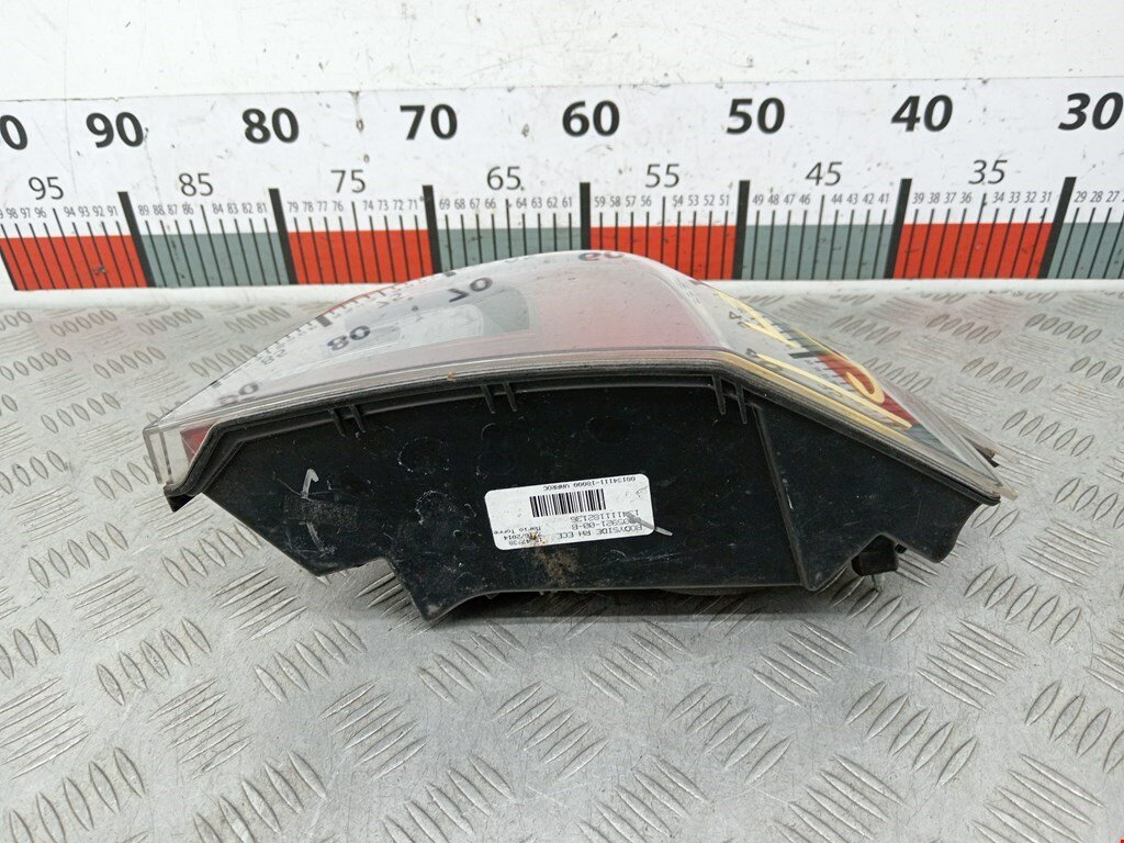 Фонарь задний правый Tesla Model S 600592100B арт. 2262362