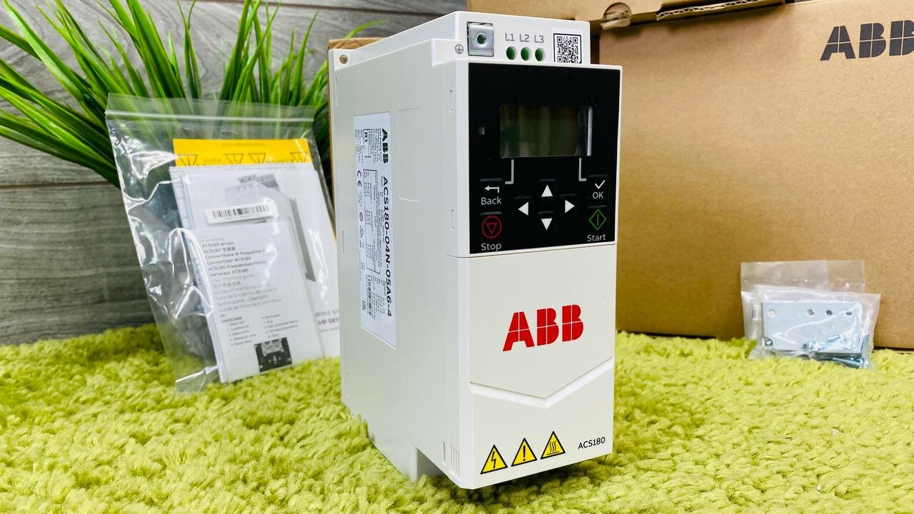 Преобразователь частоты ABB ACS180-04N-05A6-4