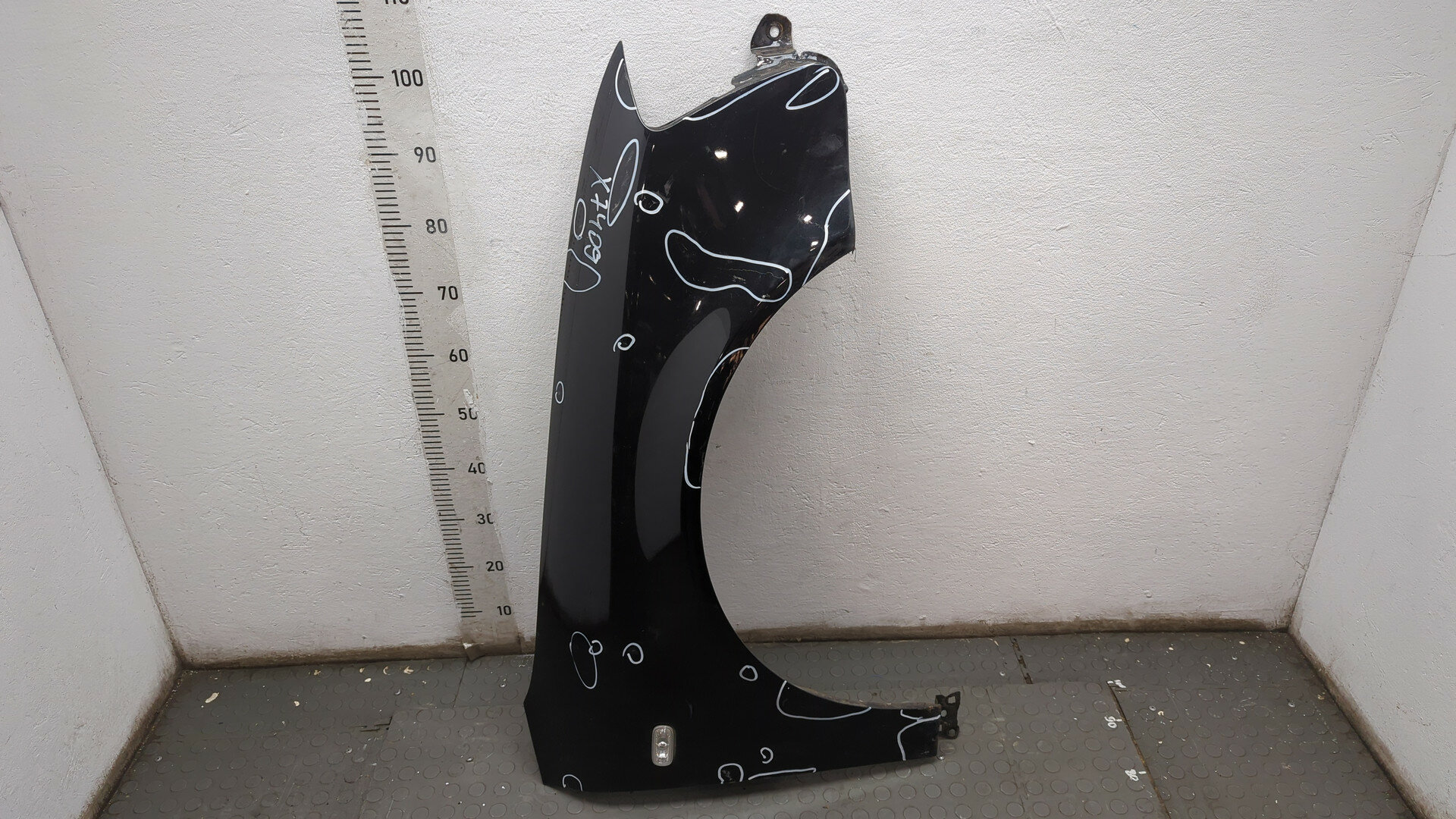 Крыло правое переднее Audi A4 (B7) Б/У