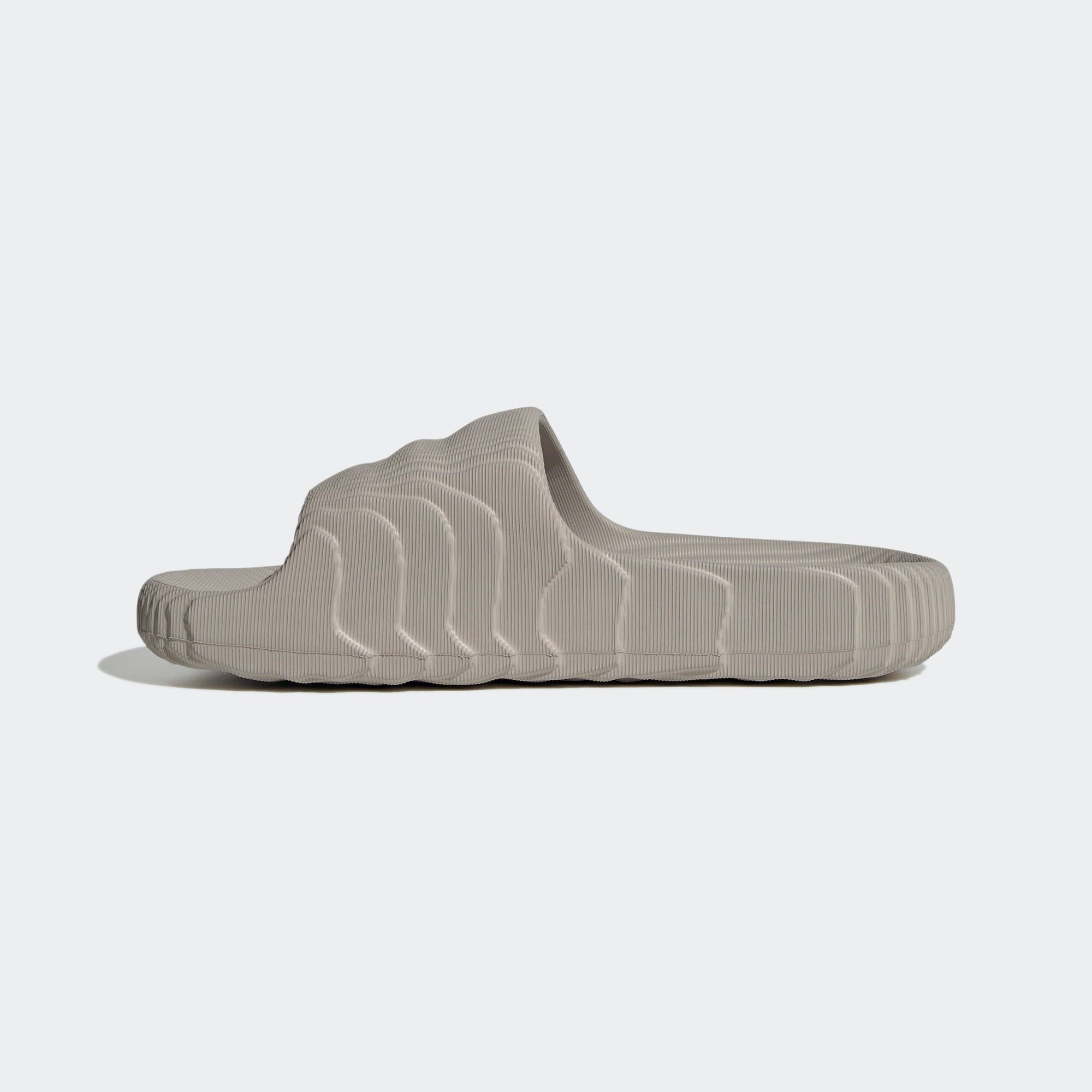 Шлёпанцы adidas Originals ADILETTE 22, размер 10 UK, светло-коричневый — фото 1