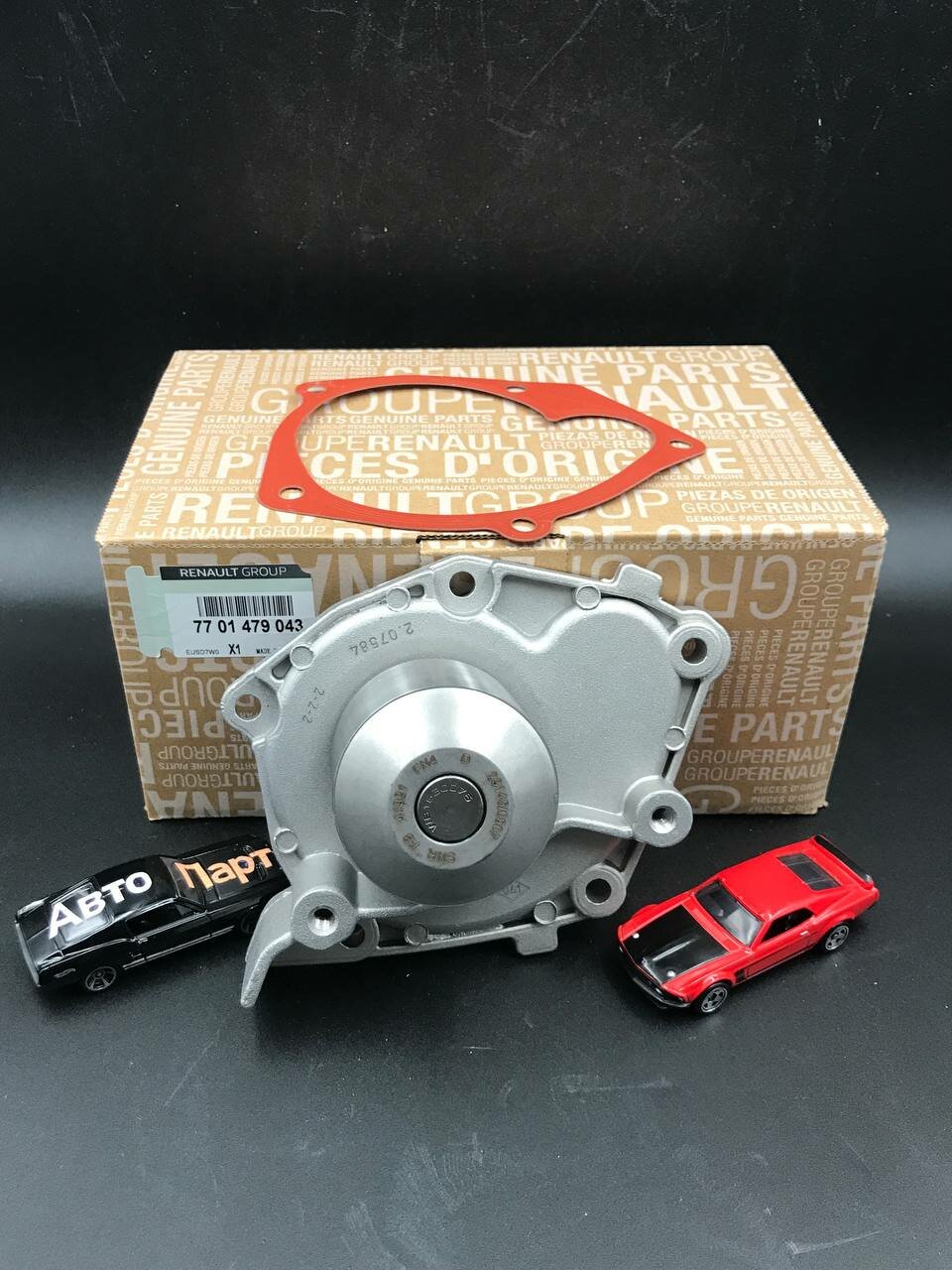 Помпа водяная DUSTER TERRANO 2.0 KAPTUR 2.0 бензин F4R 7701479043 RENAULT