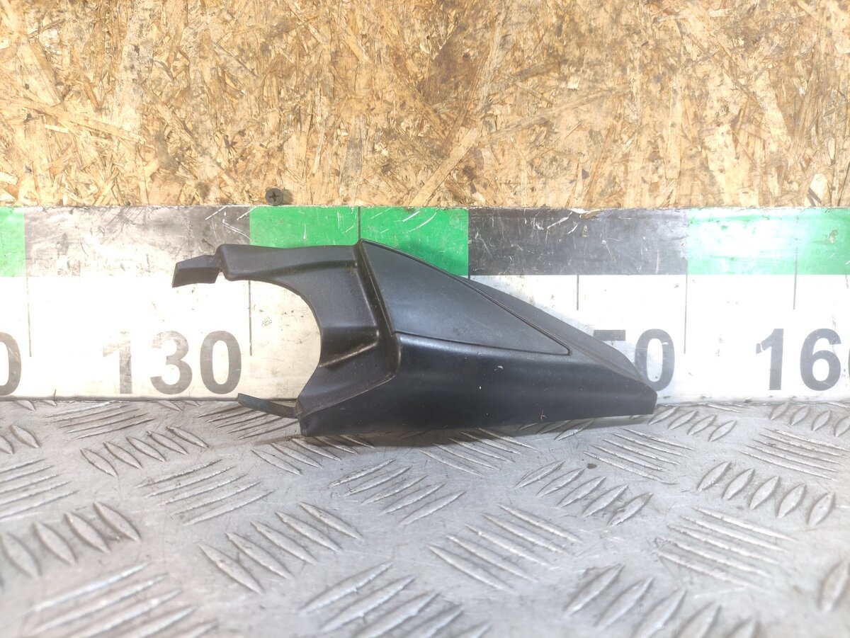 Крышка зеркала внутренняя правая MITSUBISHI Lancer 9 MR441634
