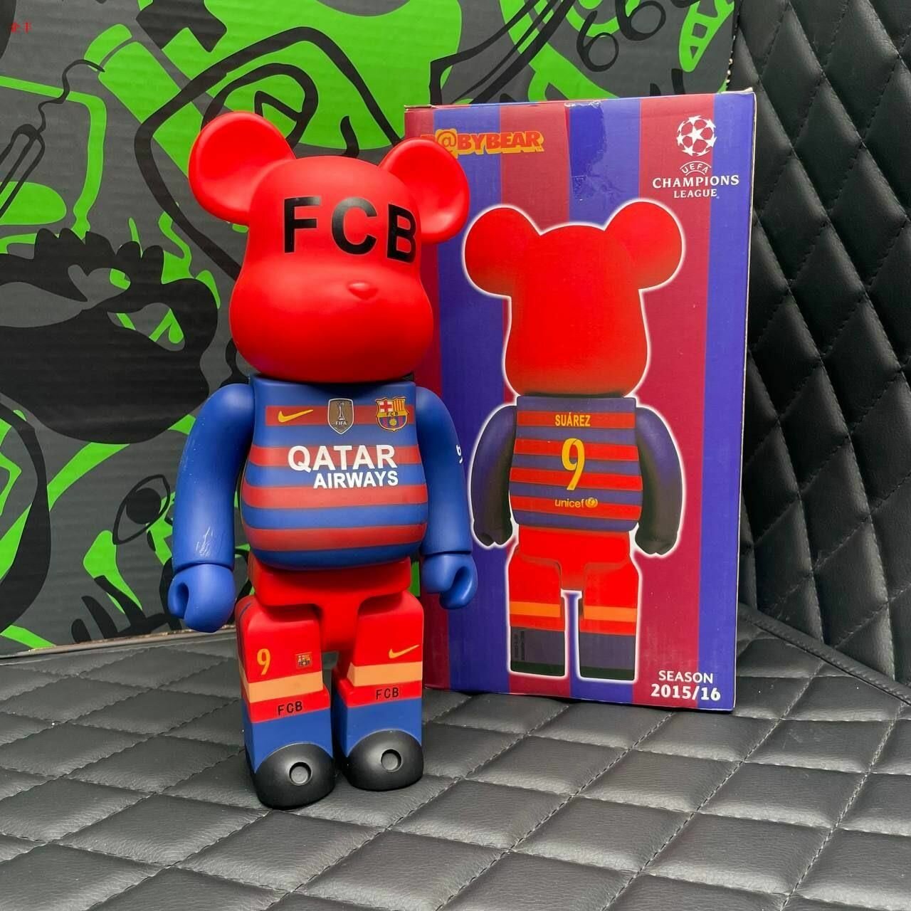 Игрушка Bearbrick FC Barcelona Suarez 28см