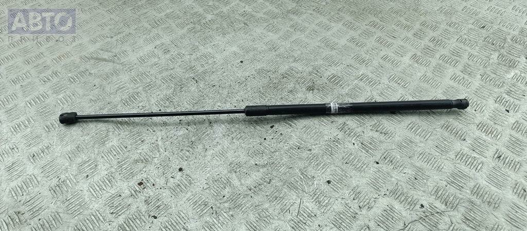 Амортизатор капота Volkswagen Passat B6