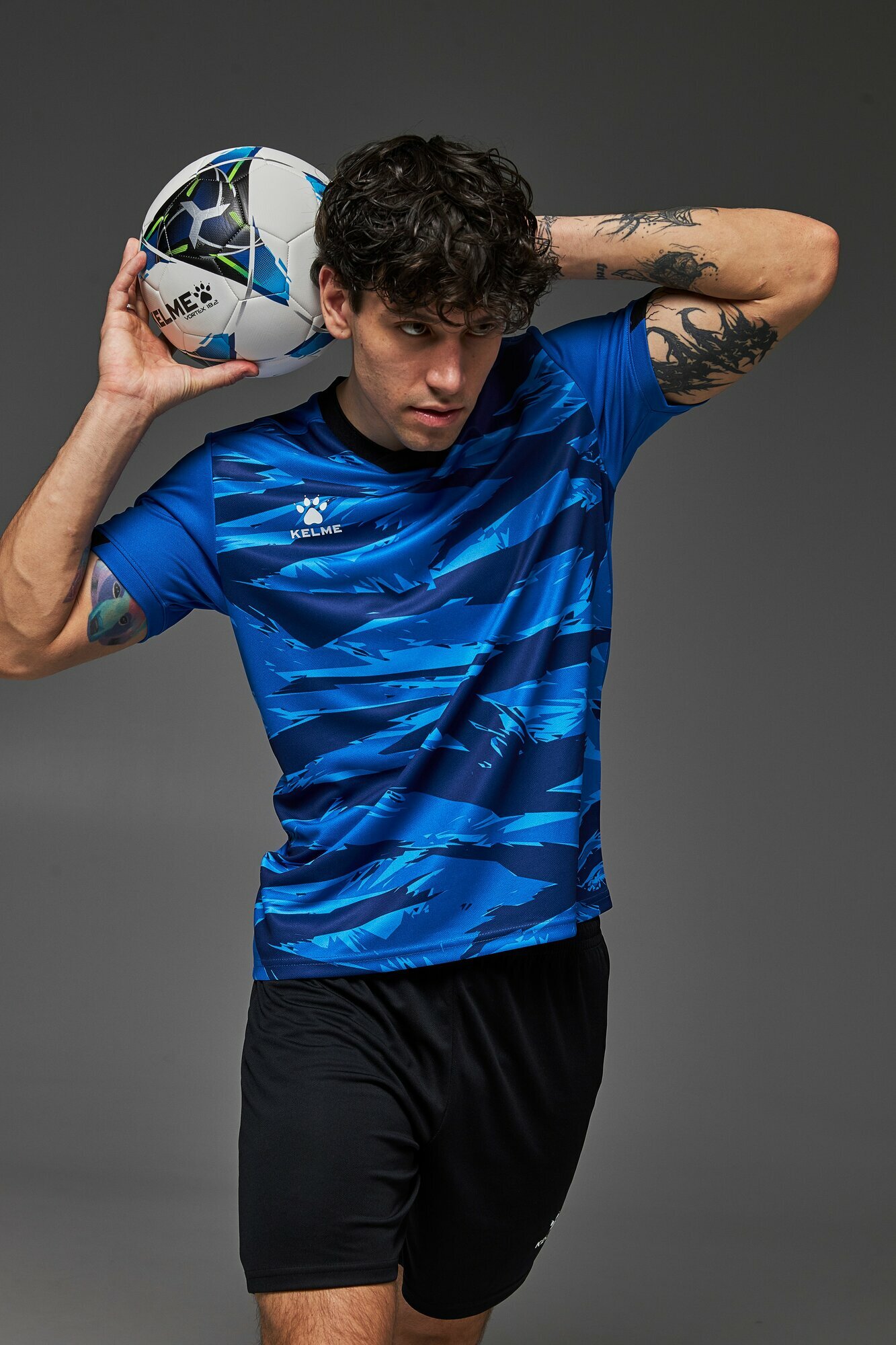 Комплект одежды Kelme футбольная форма Short Sleeve Football Suit