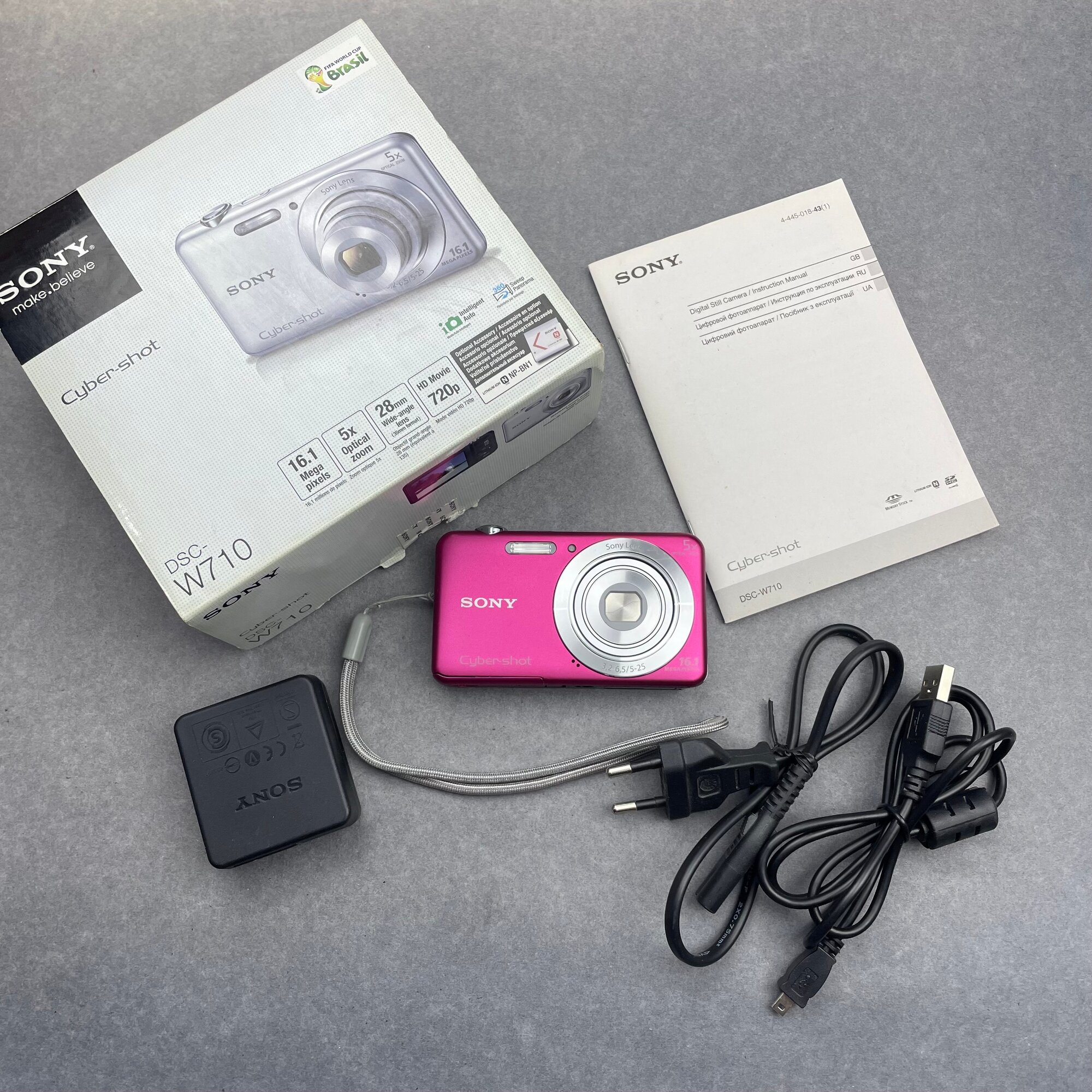 Цифровой компактный фотоаппарат Sony Cyber-shot DSC-W710, 16.1 МП, розовый