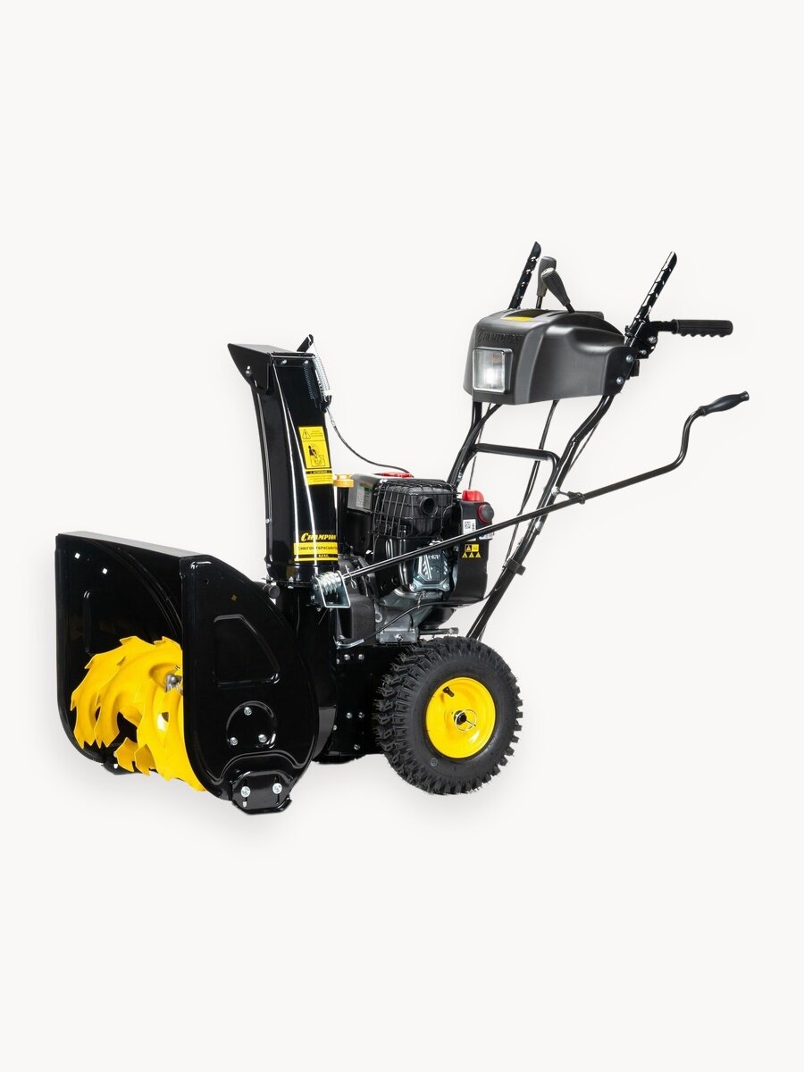 Снегоуборщик бензиновый самоходный с электростартером CHAMPION ST656BS (6,5лс B&S950 56см 6F/2R колеса 3л, 77,5кг фара)