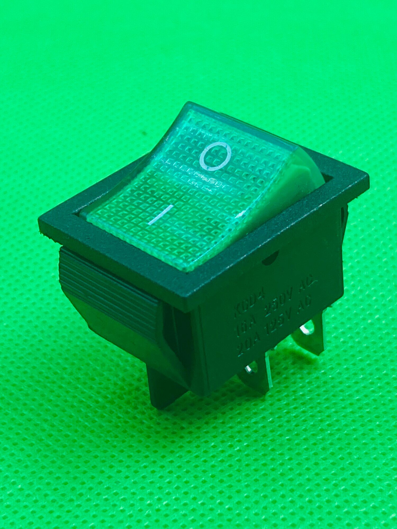 Кнопка выключатель двухпозиционная, 4 контакта