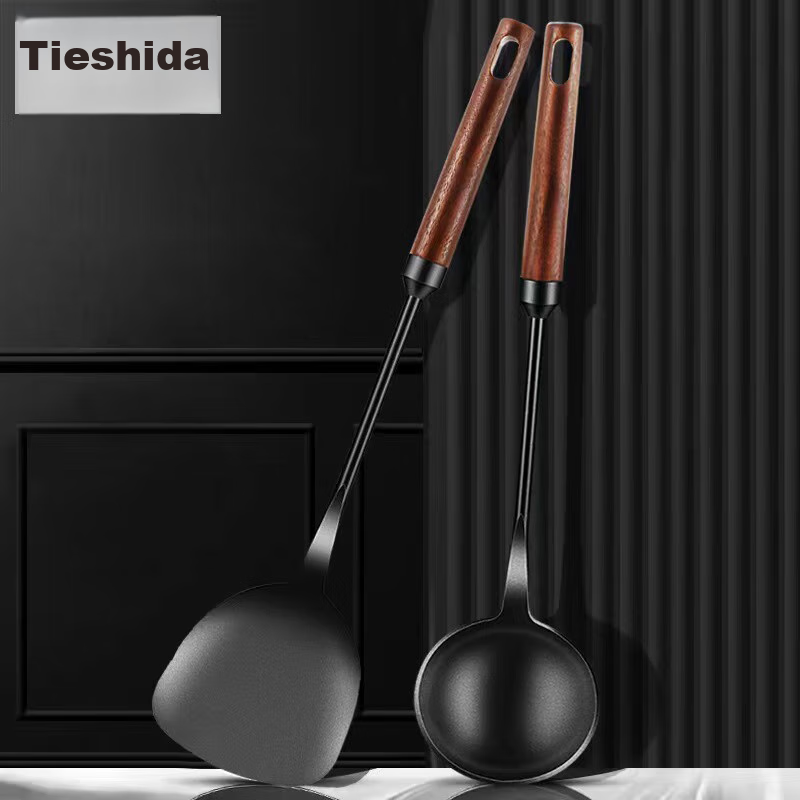 Telssida Wooden Handle Iron Wok Spatula, Cooking Spatula, Spoon Set, Long-Handled Soup Ladle, Stir-Fry Ladle, Two-Piece Kitchen Utensil Set, Rust-Resistant