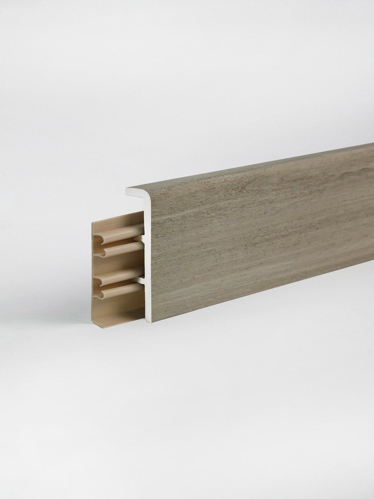 Плинтус дюрополимер напольный Marca Bello Concept 80, 80x20 мм, длина 2200 мм, бук сонома 025