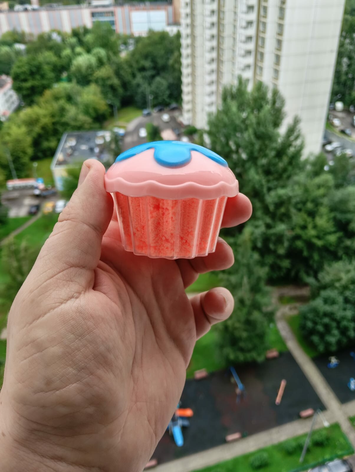 Слайм в формочке пироженого