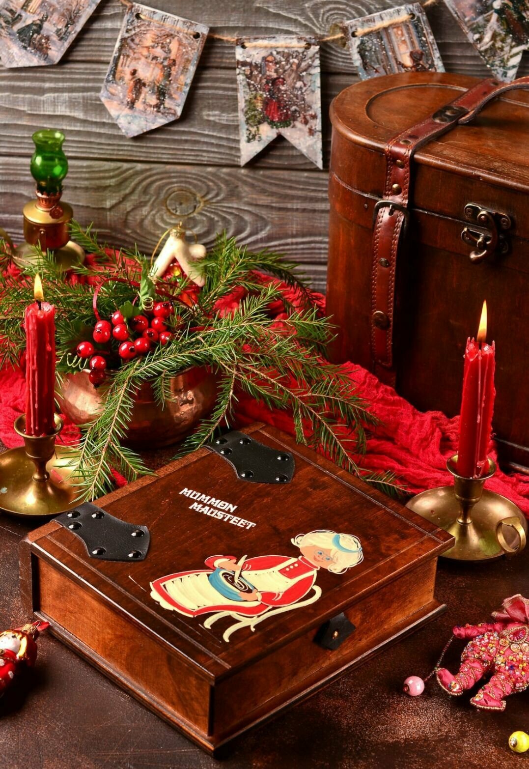 Старинная шкатулка