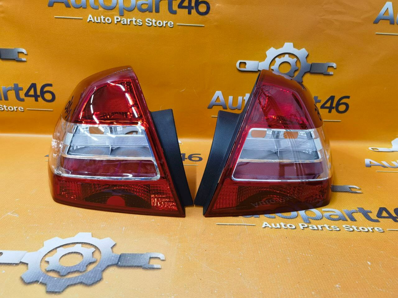 Задние фонари рено меган 2 седан Renault Megan 2 левый и правый комплект без плат