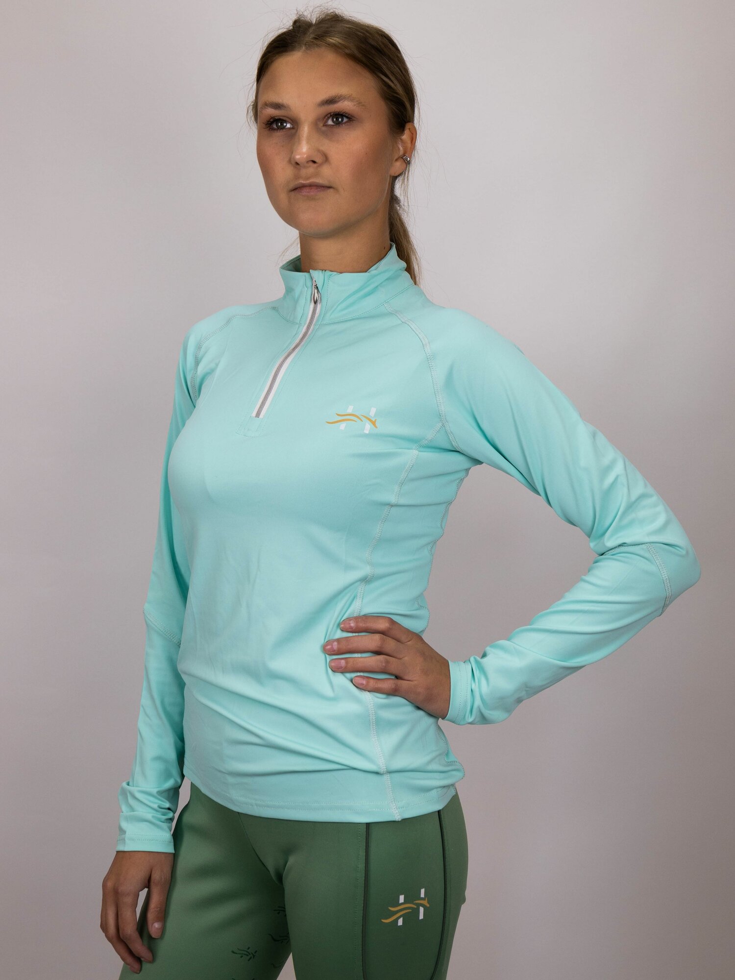 Лонгслив спортивный