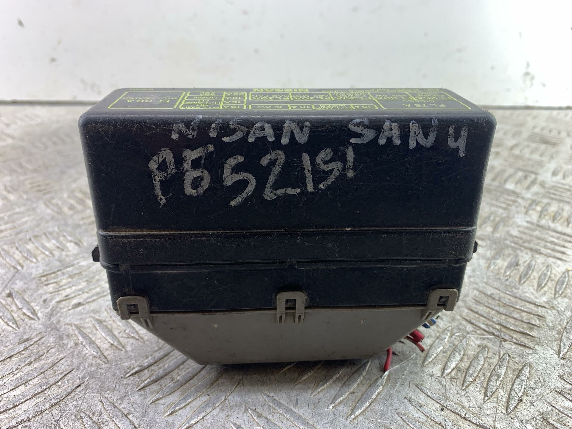 Блок предохранителей Nissan Sunny N14 (1990 - 1995) 71246851