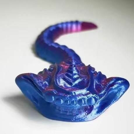 Шарнирные фигурки глубоководных монстров, напечатанные на 3D-принтере