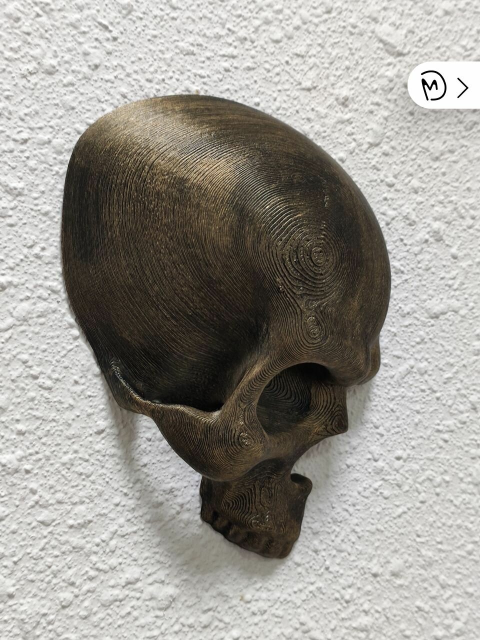 Статуэтка барельеф - череп в стене №9 бронза — фото 1