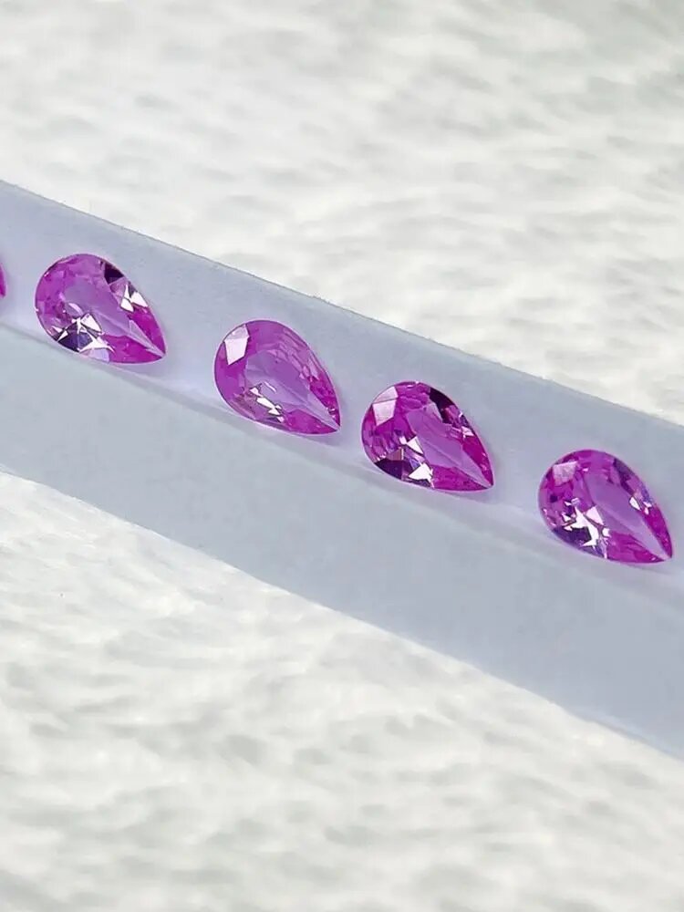 Синтетические розовые сапфиры грушевидные 3*4-4*6 мм 4X6MM (20PCS)