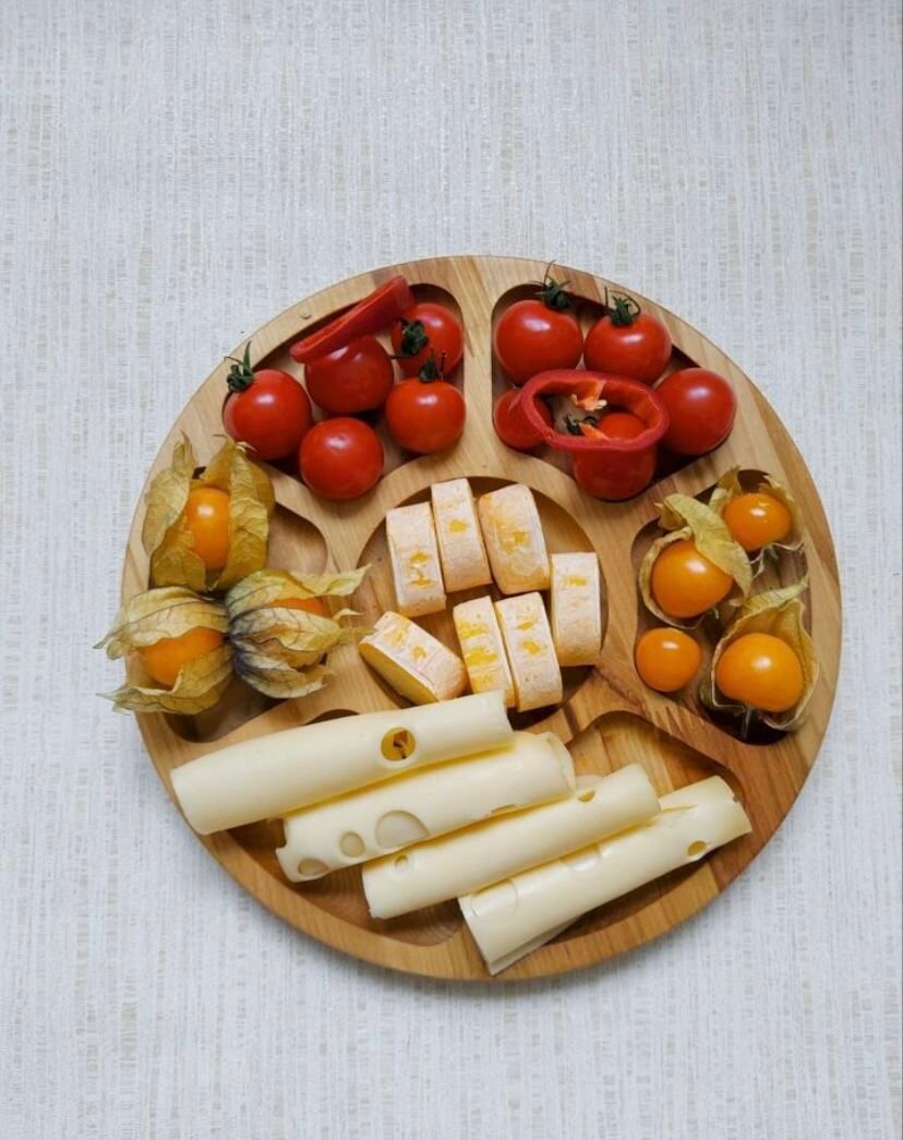 Деревянная менажница круглая 25 см