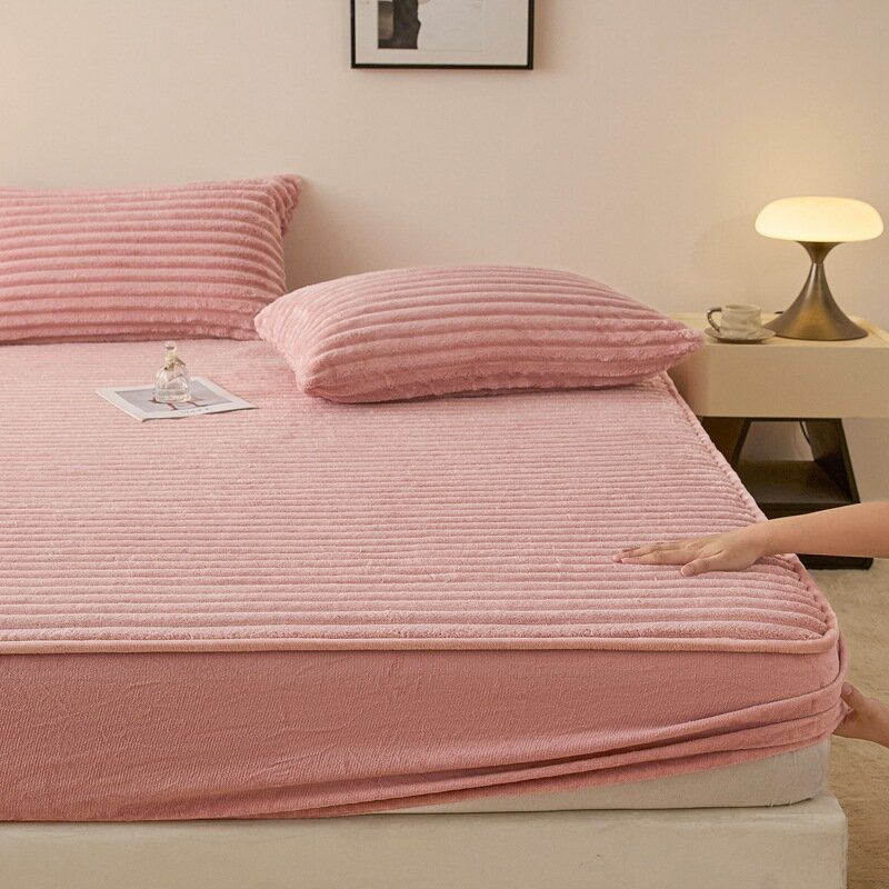 Зимняя утолщённая простыня на резинке из молочного флиса, простыня из кораллового флиса класса А, комплект из трёх предметов, для домашнего использования, наматрасник Simmons,200*220cm