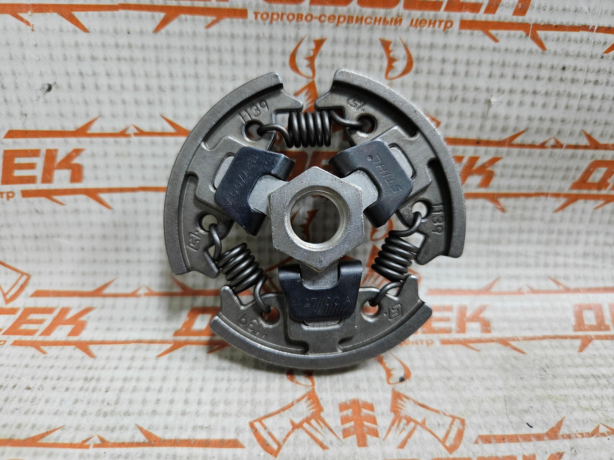 Муфта сцепления на бензопилу STIHL MS181, MS211 / 1139-160-2000 (оригинал)