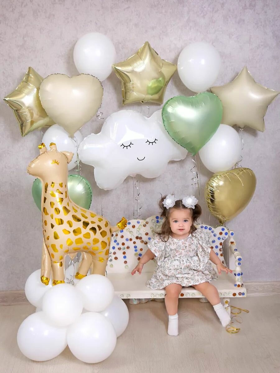 Фотозона из воздушных шаров на день рождения, воздушные шары в виде жирафа