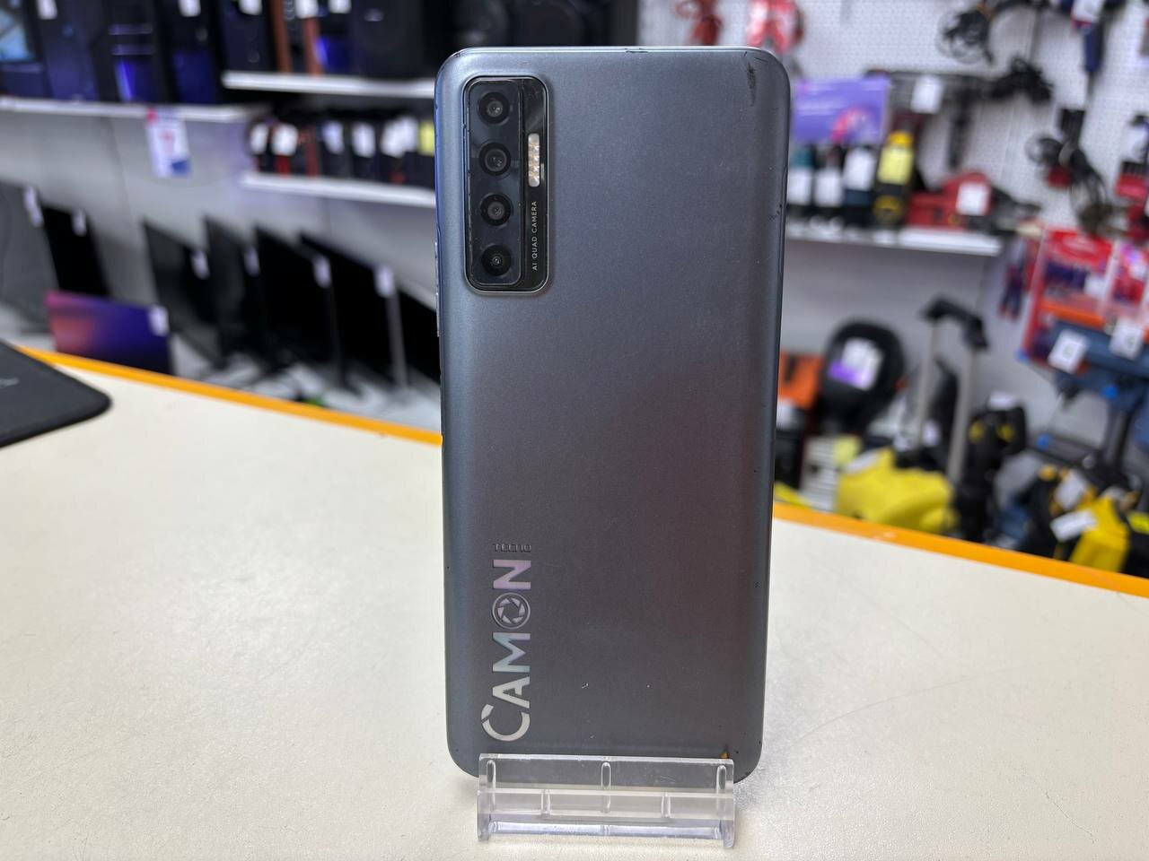 Смартфон TECNO Camon 17P 6/128 ГБ, Dual nano SIM, черный магнит