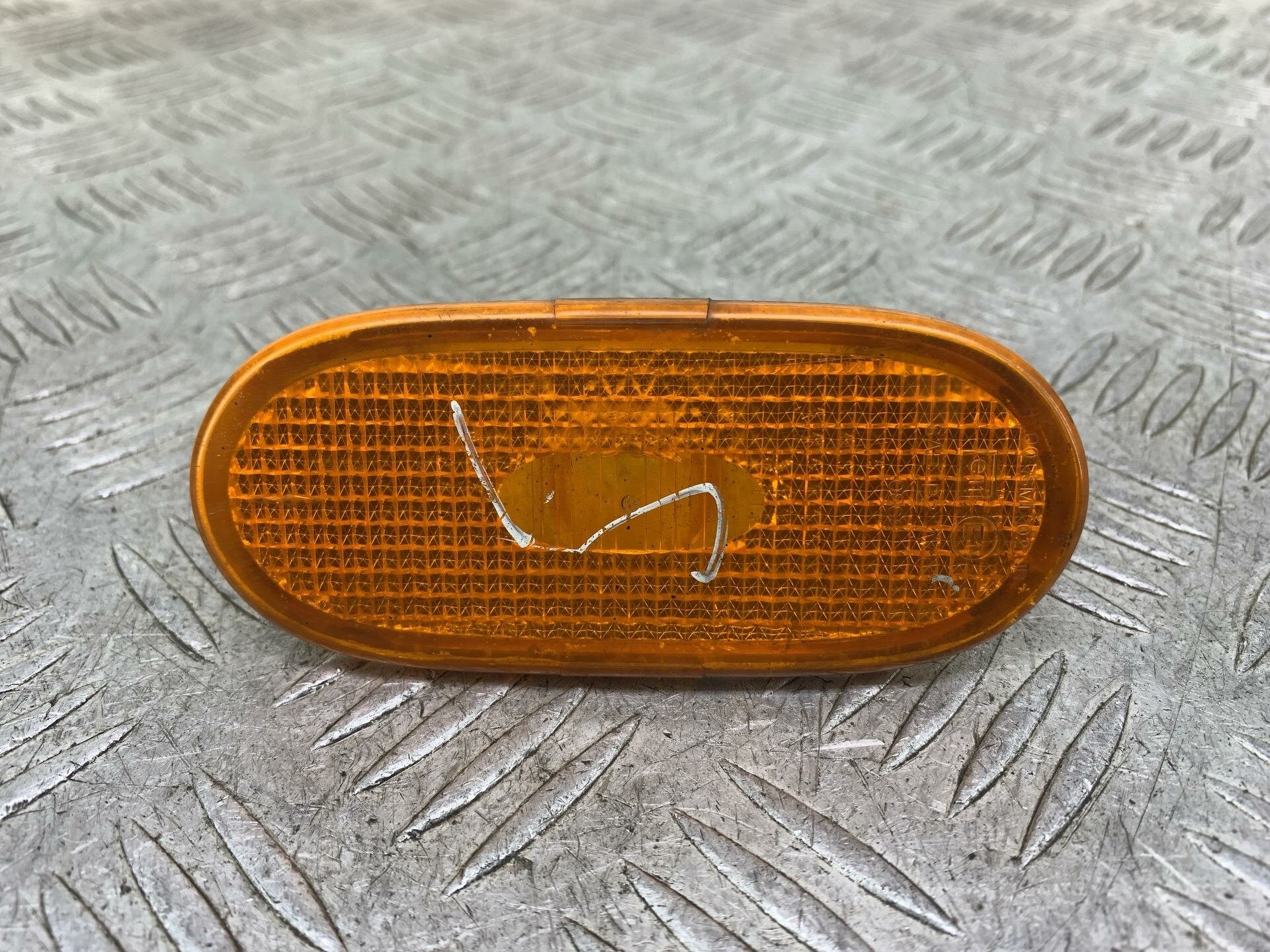 Габаритный фонарь Mercedes-Benz Sprinter W901-905 рест. (2000 - 2006) A0038202956