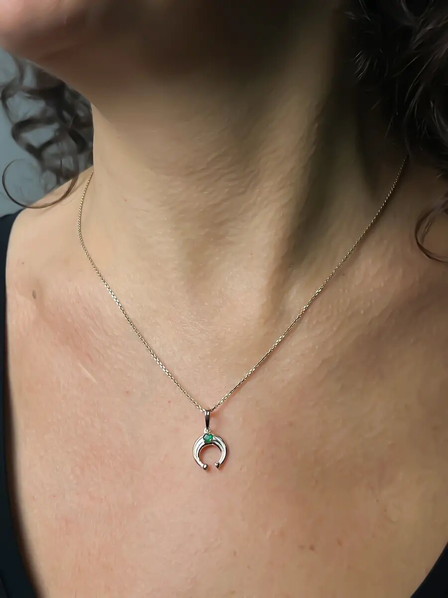 Подвеска, красное золото, 375 проба, изумруд