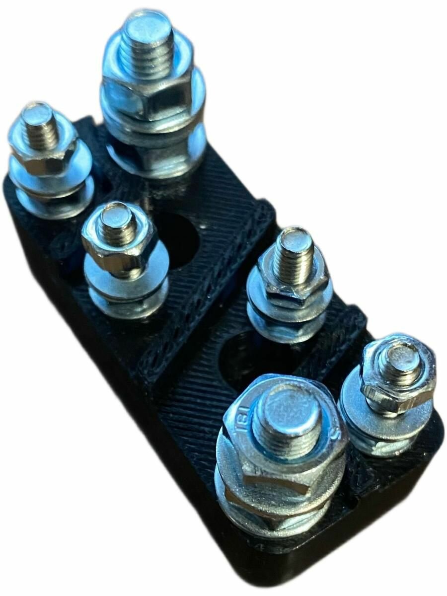 Колодка клеммная для электродвигателя, 56мм х 25мм.