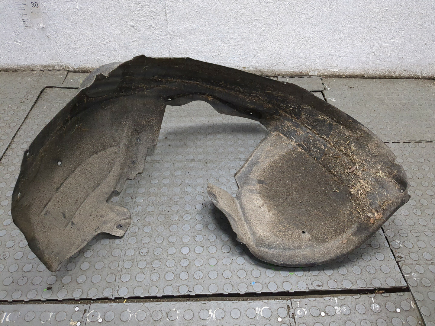 Защита арок (подкрылок) левая передняя Audi A6 (C6) Б/У