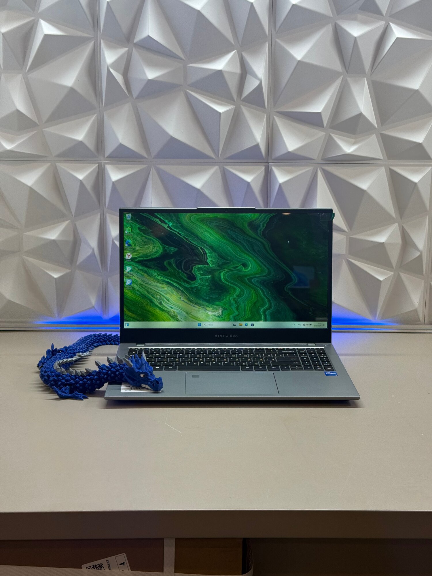 Ноутбук Digma Pro Fortis M i5 1235U/16Gb/SSD512Gb/15.6"/IPS/FHD/W11Pro/grey/4250mAh