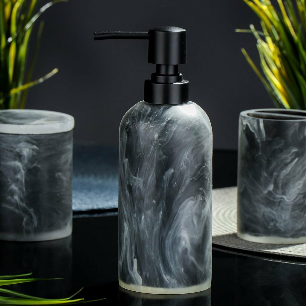 Дозатор для жидкого мыла Серый Мрамор 350 мл из полистоуна. Стильный механический аксессуар для ванной RE1320AA-LD