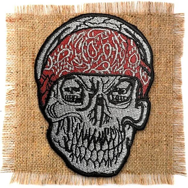 Байкерская нашивка шеврон термоклей, заплатка череп бандана 5.5х7.5см (№101)
