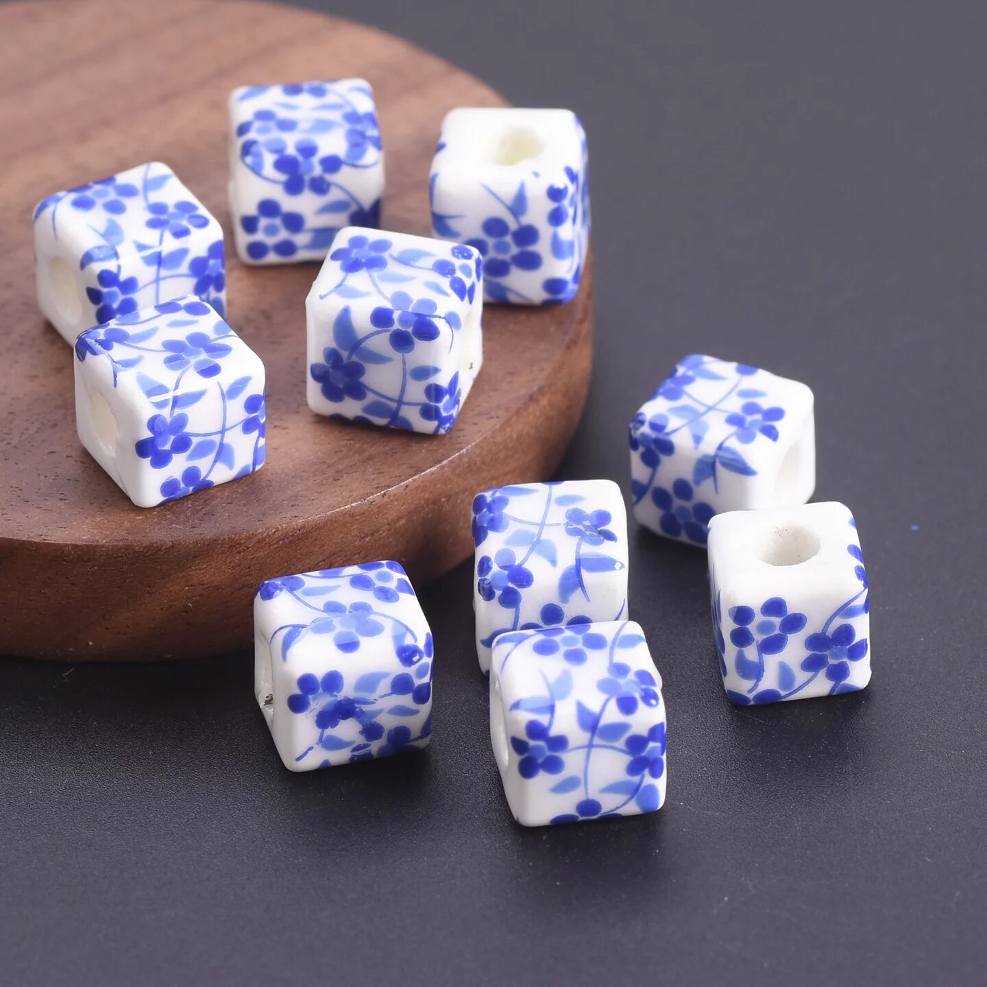 Керамические бусины Dreamzeal кубической формы 10 мм, 10 шт. Синий, 4 Blue