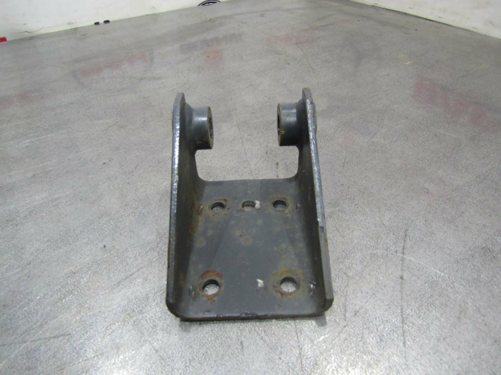 Кронштейн заднего амортизатора верхний DAF XF105