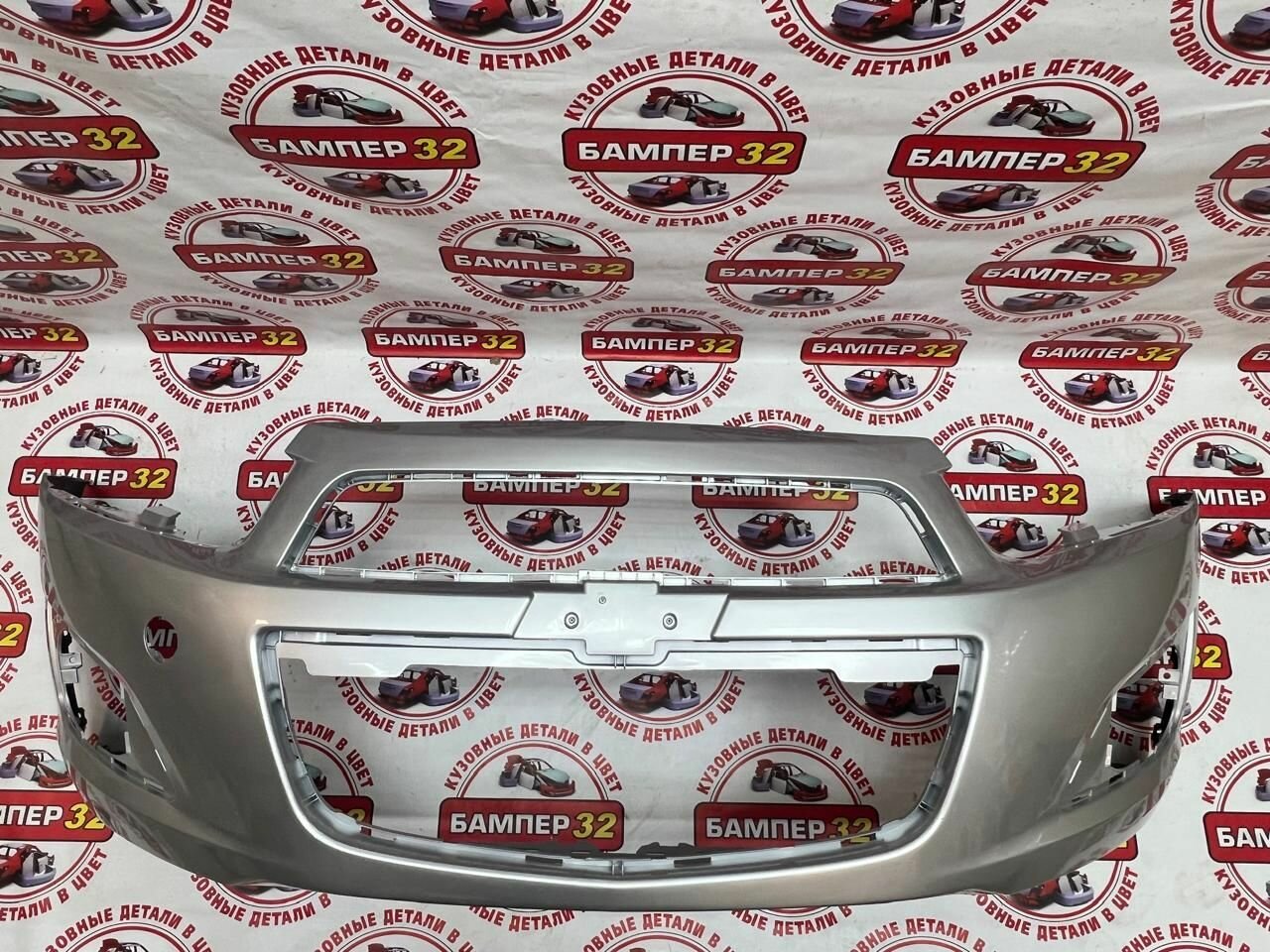 Бампер Шевроле Авео Т-300, цвет Switchblade Silver GAN