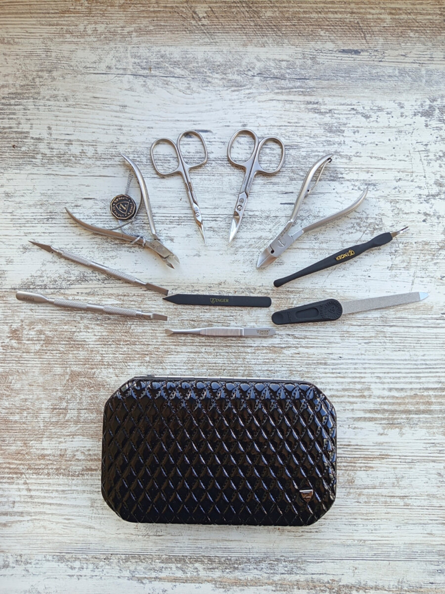 Маникюрный набор MSFE-804-3-SМ, ZINGER, 10 предметов, черные ромбы