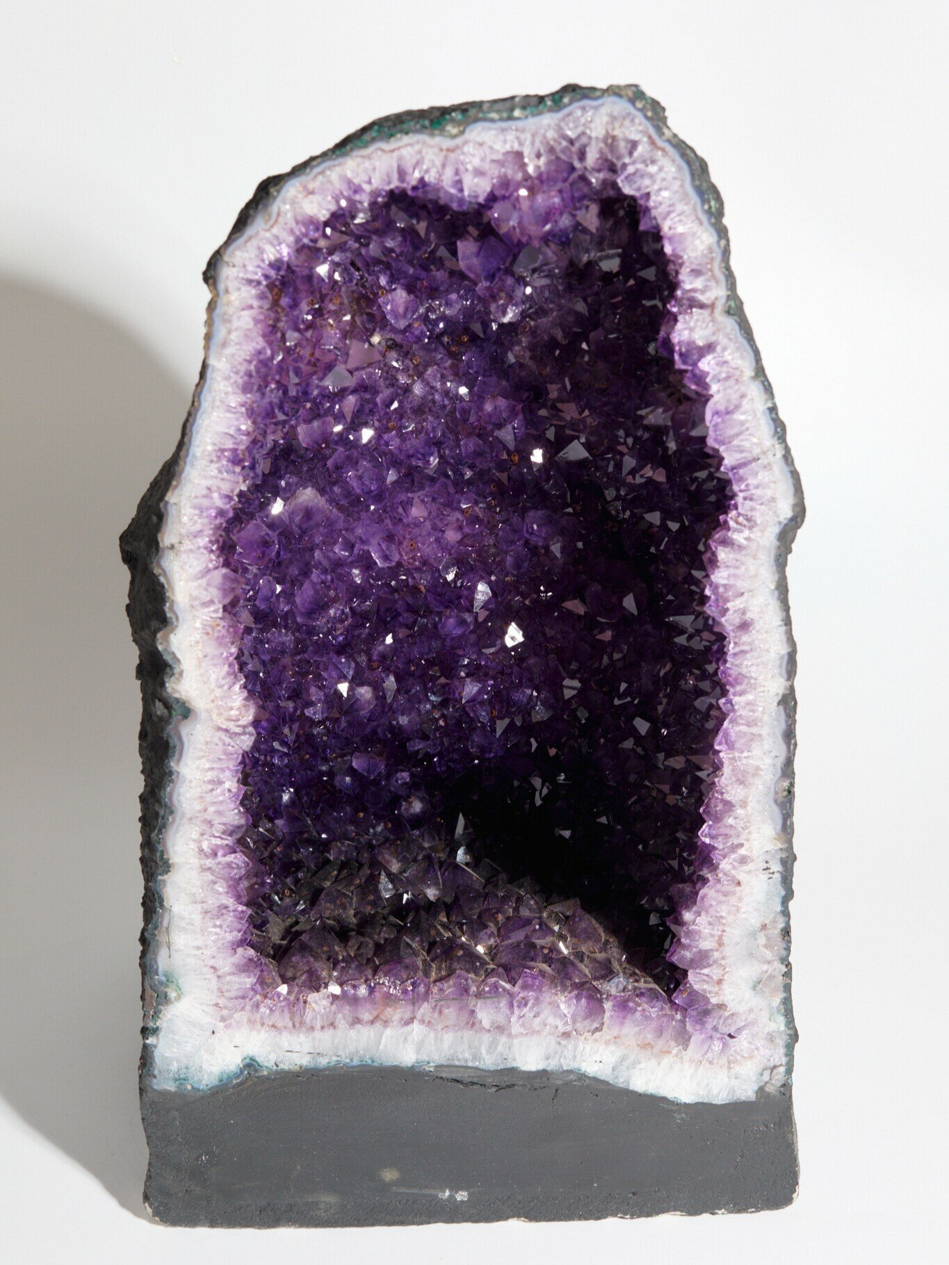 Интерьерный Аметист жеода QUARZ, 41 см, натуральный камень, 1 шт.